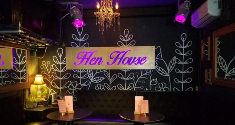 Find Parking Near Hen House in Austin, TX