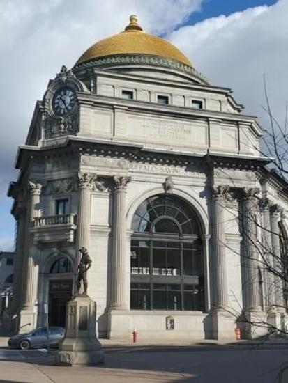 Parking near M&T Center Gold Dome Bank | Buffalo, NY