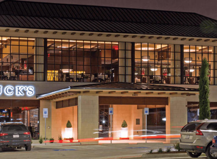 Find Parking Near Truluck's in Dallas, TX